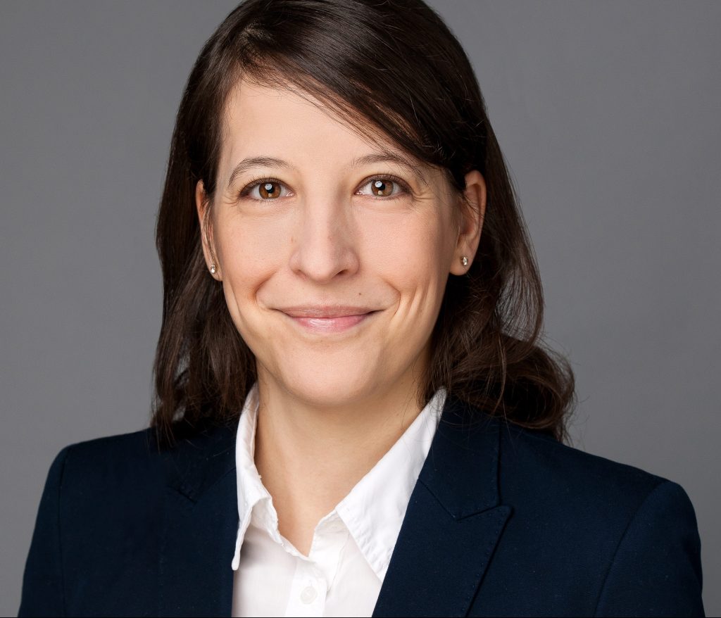 Sarah Hemmes - DR. ZIMMERMANN STREMMEL FISCHER